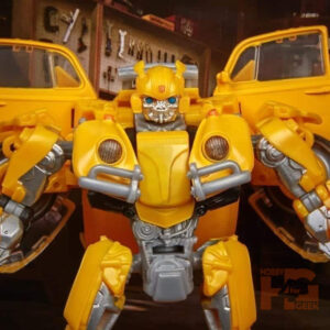 Transformers Studio Series - 18 Deluxe Bumblebee | Hobby4Geek